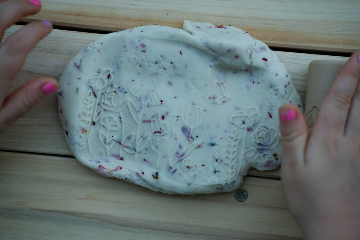 Flower Dough Eco Roller – Khanh